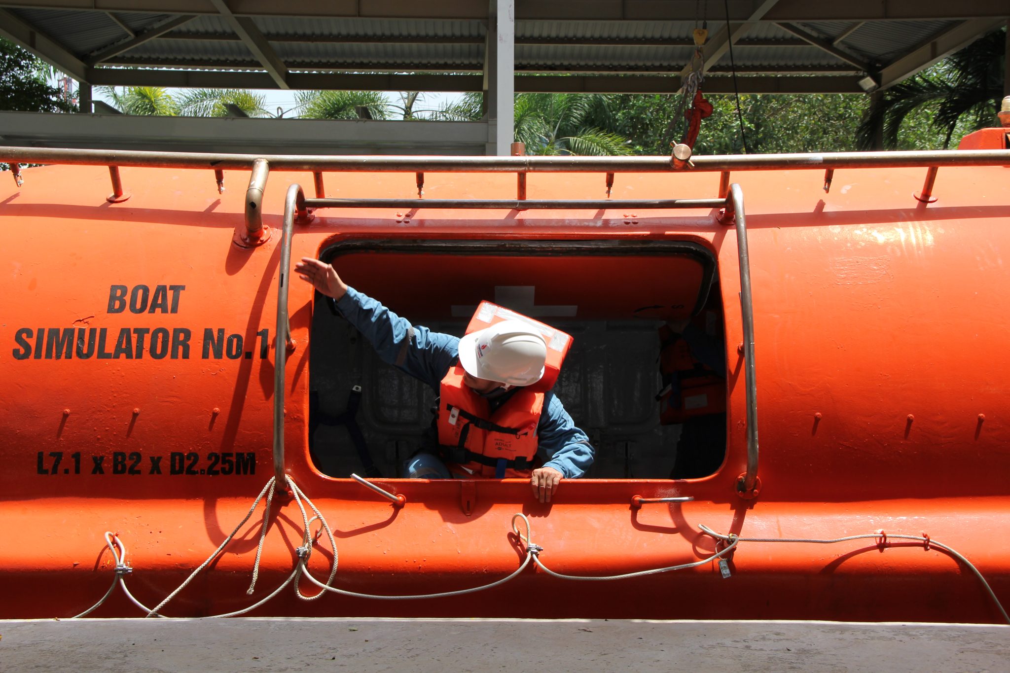 PROFICIENCY IN SURVIVAL CRAFT AND RESCUE BOATS OTHER THAN FAST RESCUE ...