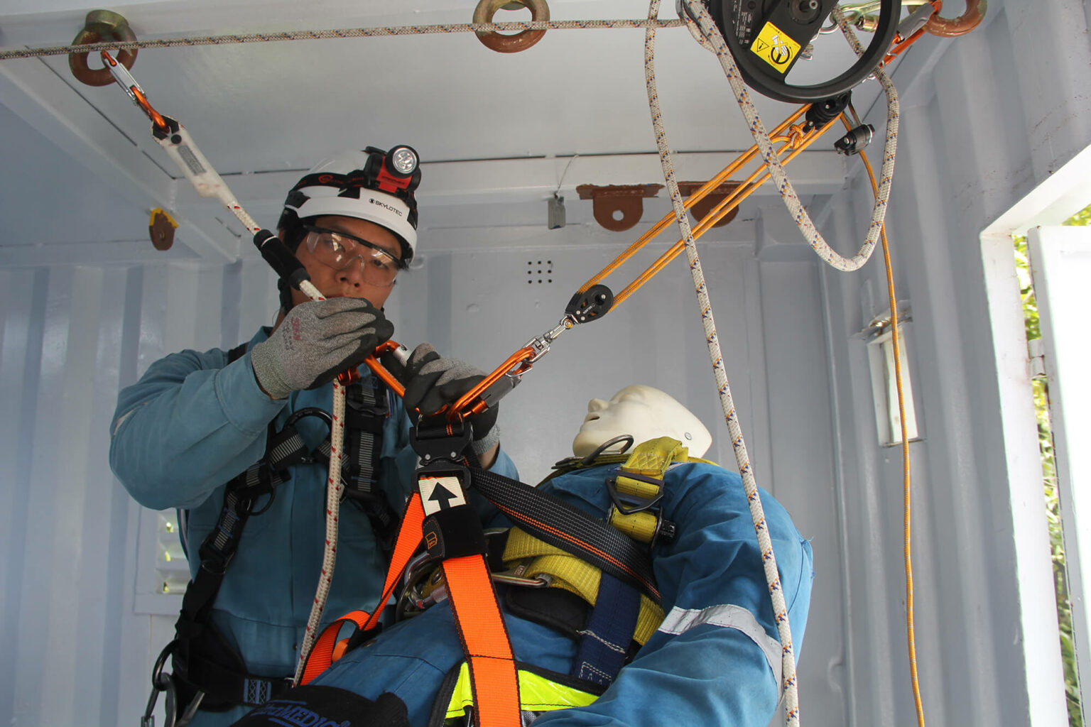 What is GWO Advanced Rescue Training ? - PVD Training
